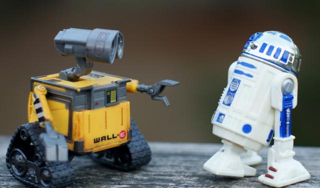 WALL-E-Meets-R2-D2 – LightShed Partners